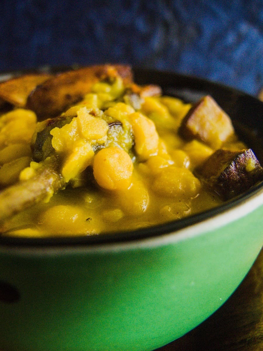 Cholar Dal Recipe Bengali Style - How to Make Bengali Style Chana Dal