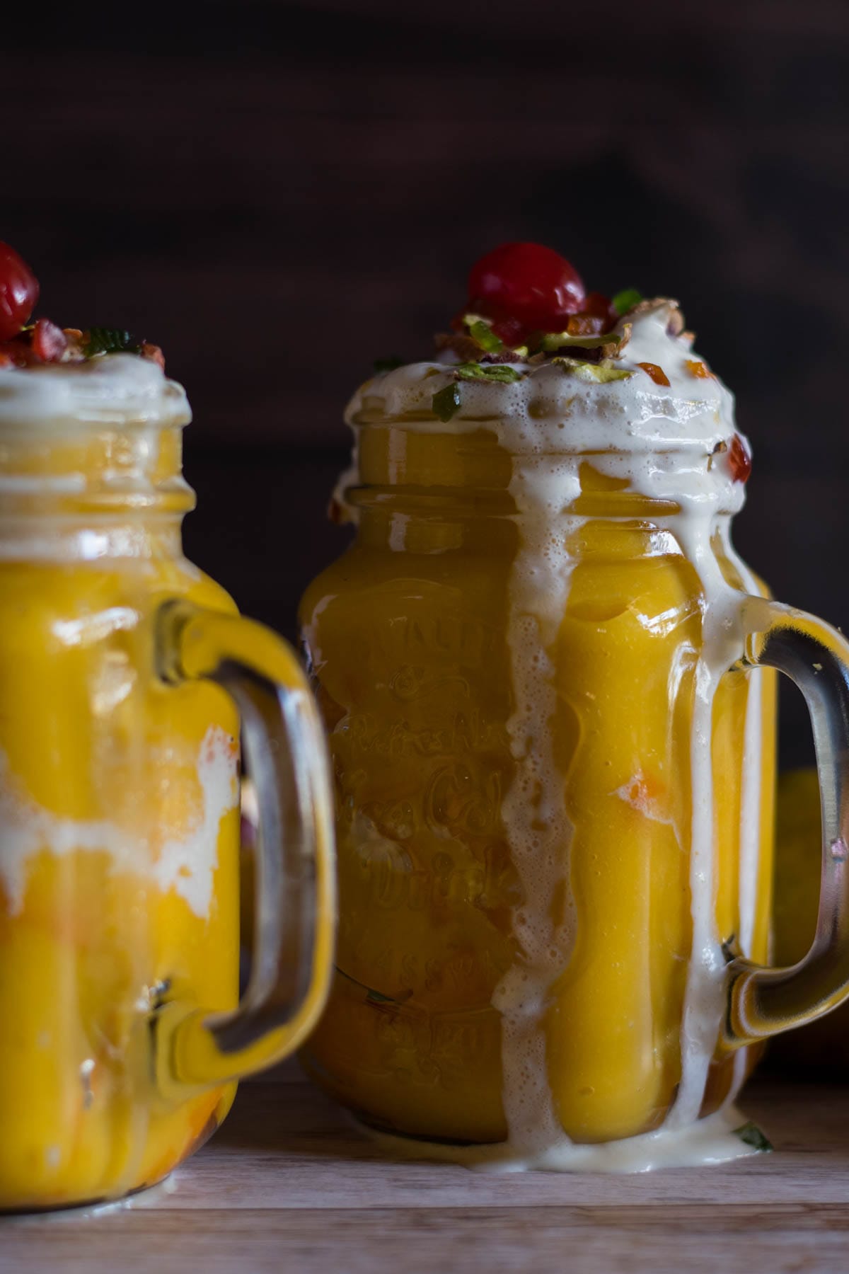 5 Minutes Mango Mastani Recipe - Delicious Mango Milk Shake