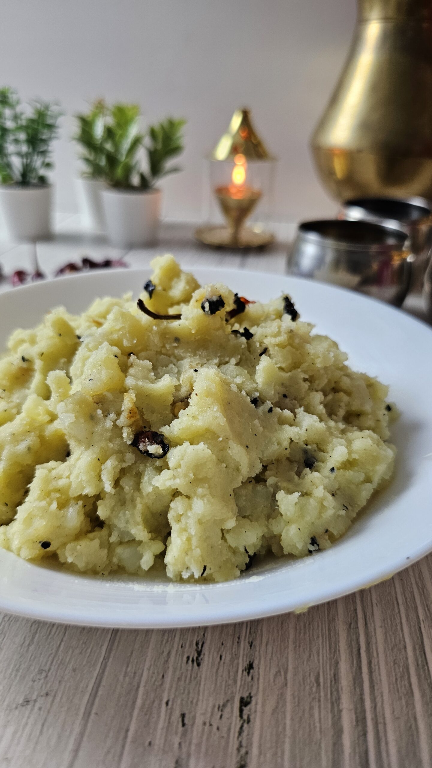 Aloo Bharta Recipe - Irresistible 4 Ingredient Aloo Chokha