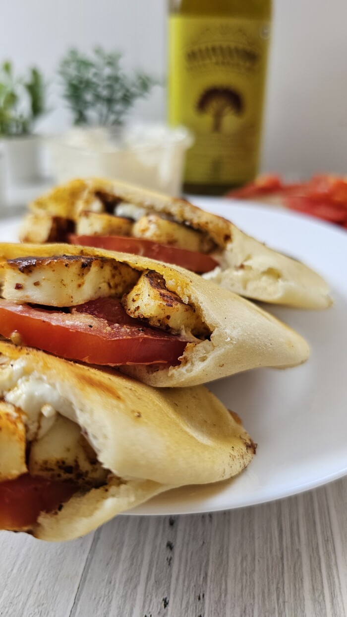 30-Minute Paneer Pita Pocket Recipe - Easy & Irresistible!