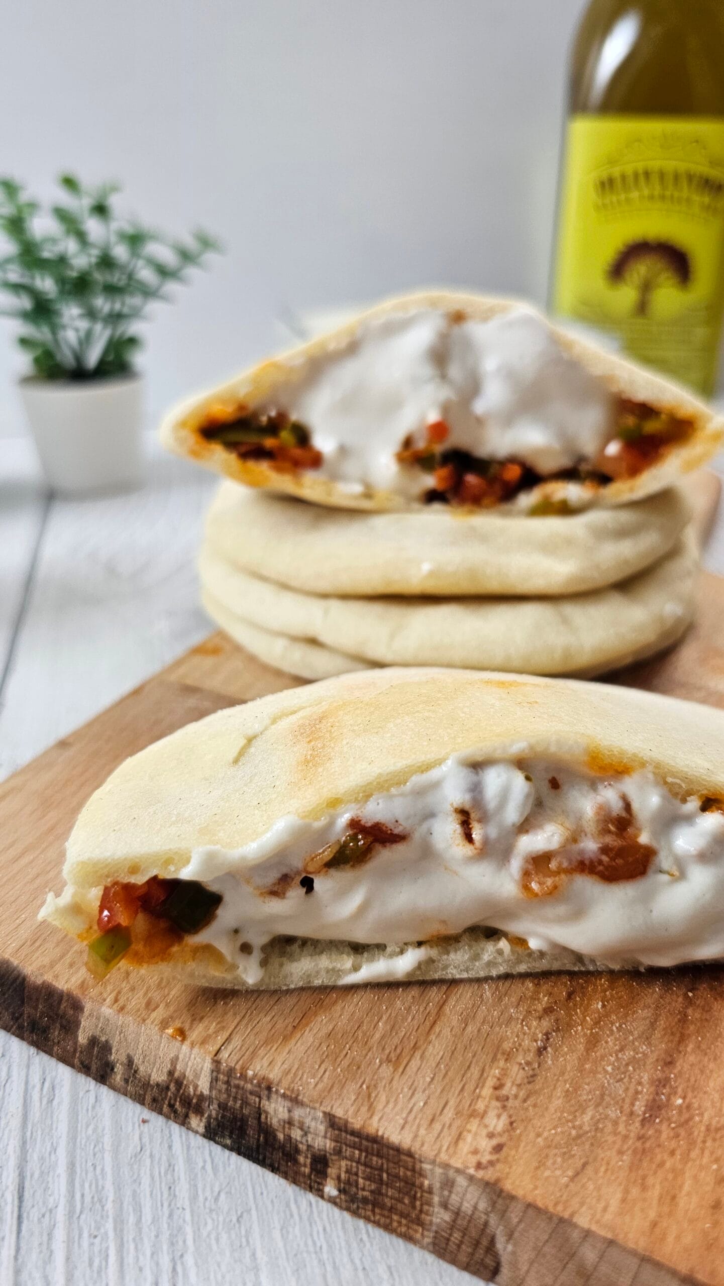 Easy Veggie Pockets - Veggies Pita Pocket Recipe